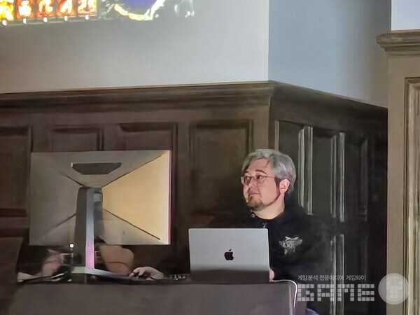 [인터뷰] POE 2 개발 총괄 '조나단 로저스' 한국 전격 방문...간담회 내용은?